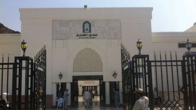 Sejarah di Balik Keanggunan Masjid Khandaq Sejarah di Balik Keanggunan Masjid Khandaq