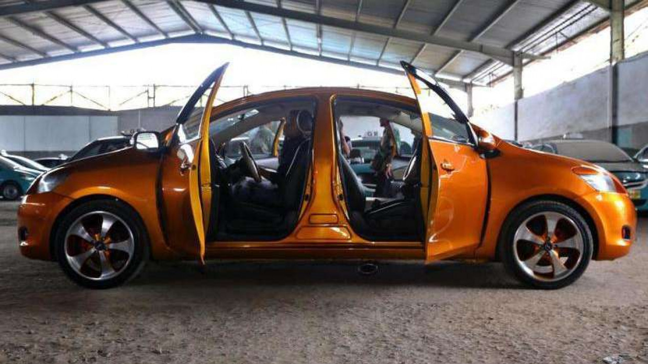 Foto Mobil Bermuka Dua Asal Bandung, Baru Pertama di Indonesia Foto Mobil Bermuka Dua Asal Bandung, Baru Pertama di Indonesia