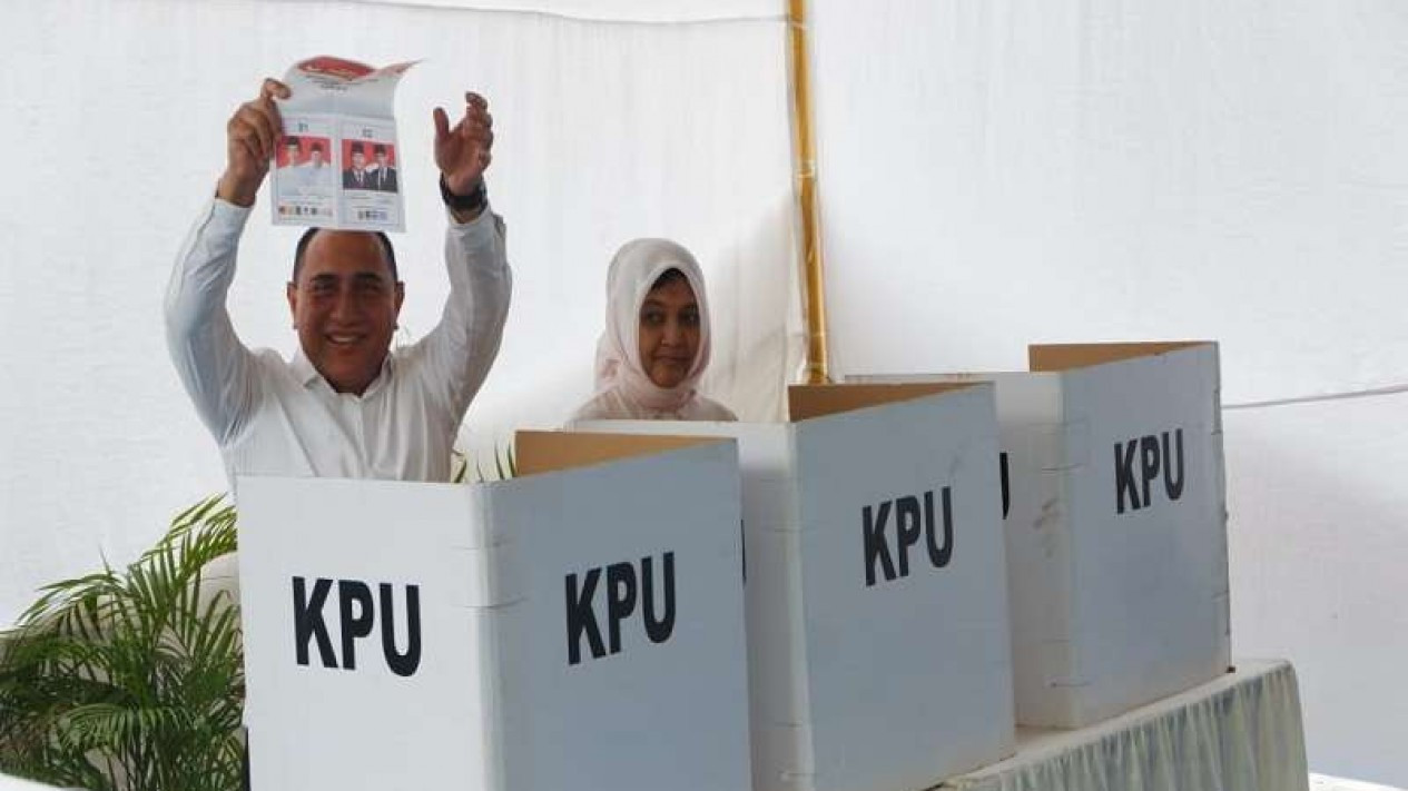 Foto Prabowo Menang Telak Suara di TPS Gubernur Sumbar dan Sumut Foto Prabowo Menang Telak Suara di TPS Gubernur Sumbar dan Sumut