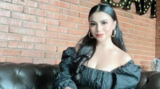 Deretan Potret Tisya Erni, Viral Diduga Pelakor Rumah Tangga WNA Asal Korea Deretan Potret Tisya Erni, Viral Diduga Pelakor Rumah Tangga WNA Asal Korea