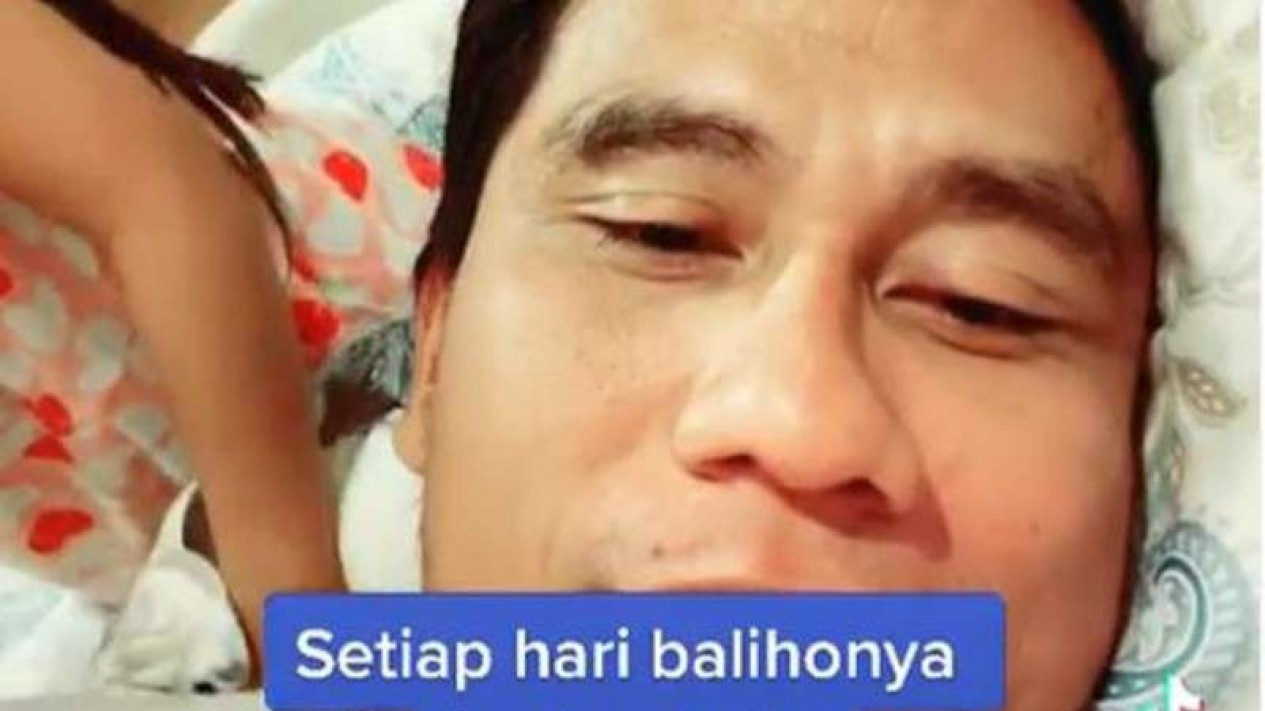 Foto Gus Miftah Sindir Baliho Politisi yang Bertebaran Saat Pandemi Foto Gus Miftah Sindir Baliho Politisi yang Bertebaran Saat Pandemi