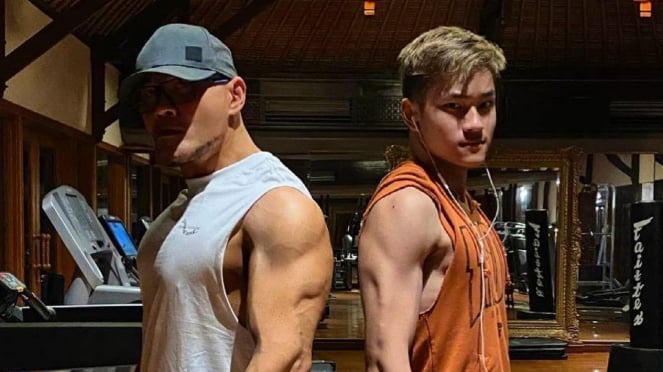 Profil Azka Corbuzier, Siap Tanding Tinju dengan Vicky Prasetyo Profil Azka Corbuzier, Siap Tanding Tinju dengan Vicky Prasetyo