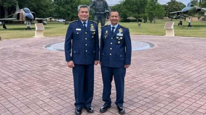 Keren, 5 Perwira TNI AU Lulus Membanggakan dari Air Univesity Alabama Keren, 5 Perwira TNI AU Lulus Membanggakan dari Air Univesity Alabama