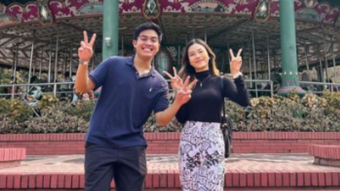 Joget TikTok Pakai Seragam SD, Jessica Jane dan Jerome Polin Bikin Gemez Joget TikTok Pakai Seragam SD, Jessica Jane dan Jerome Polin Bikin Gemez