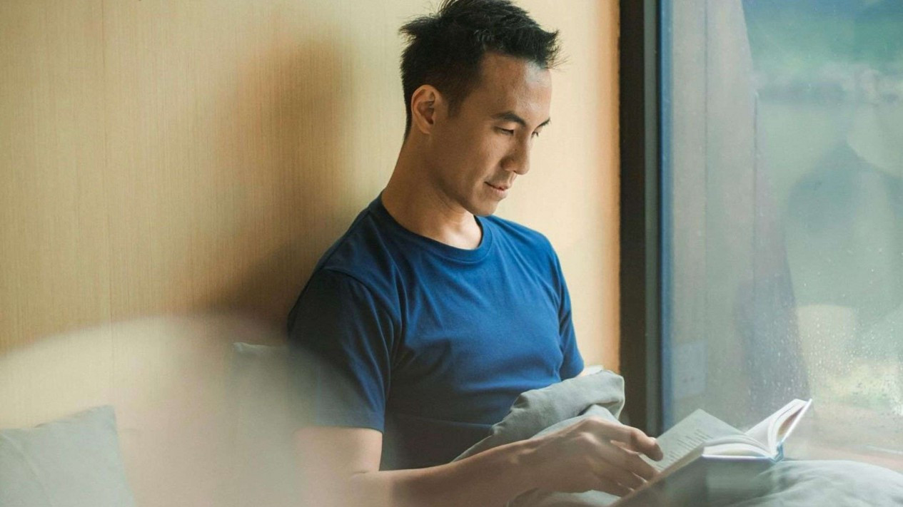 Foto Sempat Diterpa Isu Mualaf, Daniel Mananta Ternyata Suka Baca Alquran
