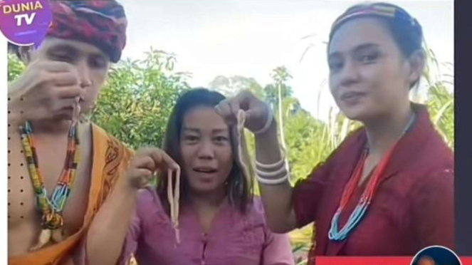 Reaksi Kocak Host TV Saat Makan Tembiluk Mentah, Ekspresi Mewakili Netizen Reaksi Kocak Host TV Saat Makan Tembiluk Mentah, Ekspresi Mewakili Netizen