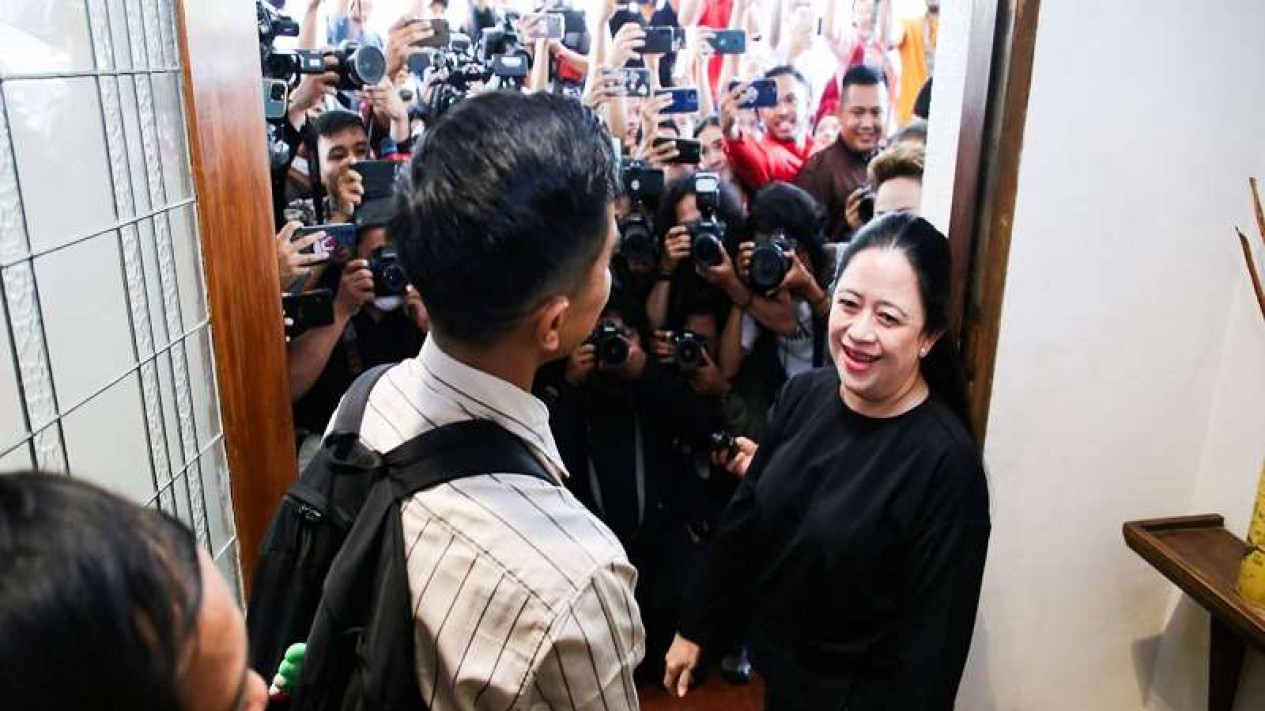 Foto Puan Ungkap Isi Pertemuan dengan Kaesang Foto Puan Ungkap Isi Pertemuan dengan Kaesang